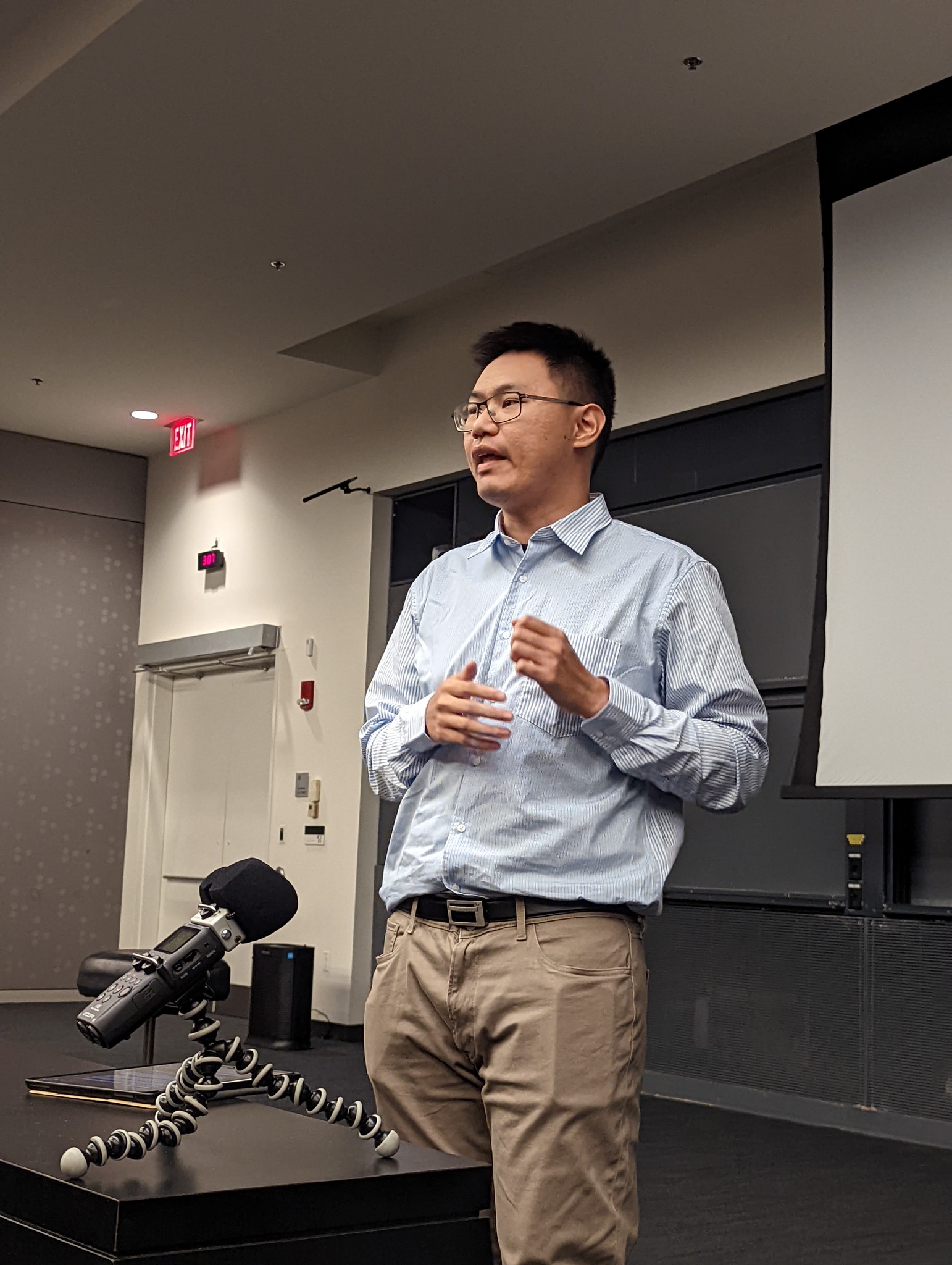 Special Seminar: First Image of a Supermassiva Black Hole: Taiwan ...