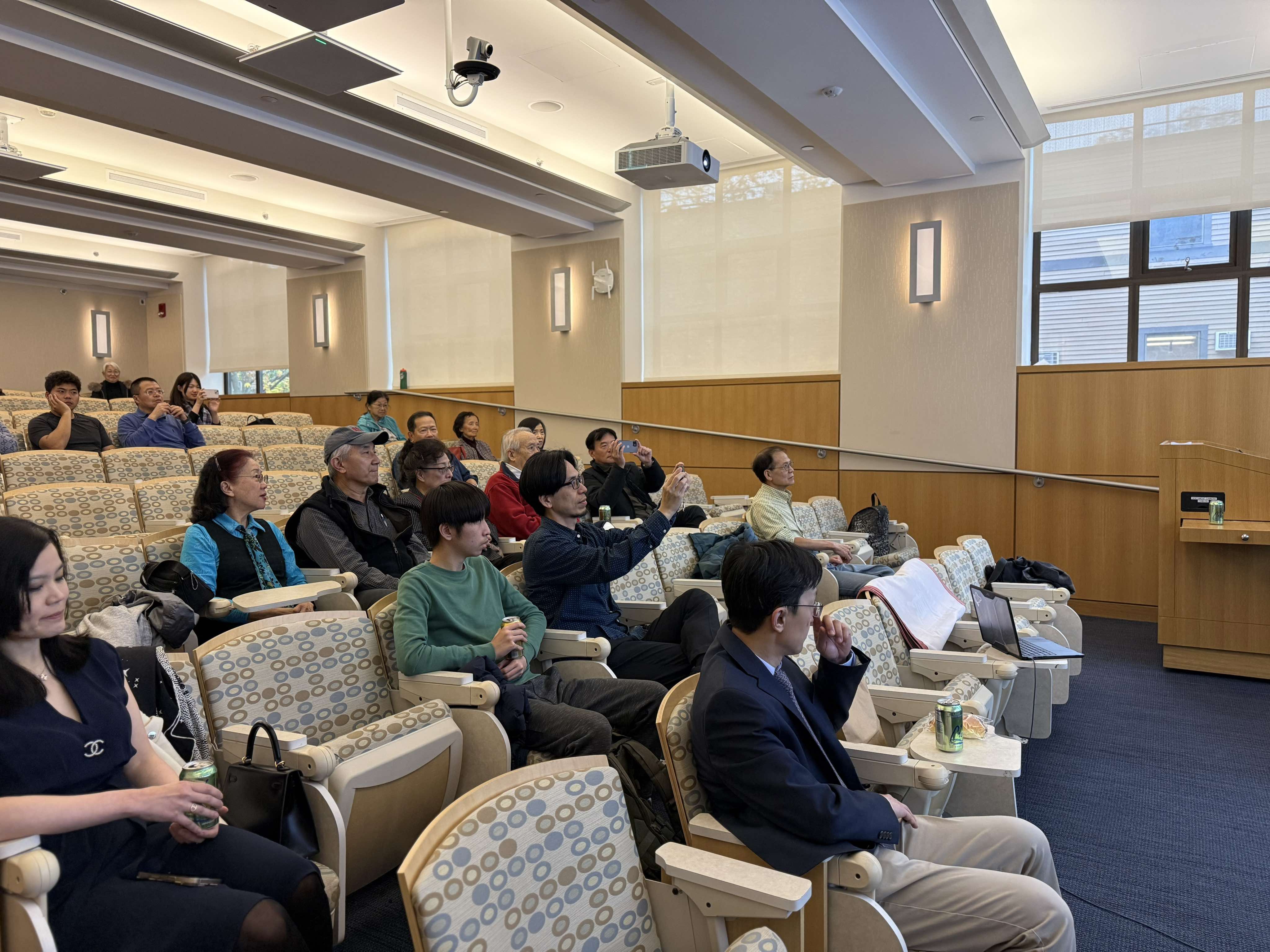 程海東教授特別講座 – The AI Transformation – NEACP